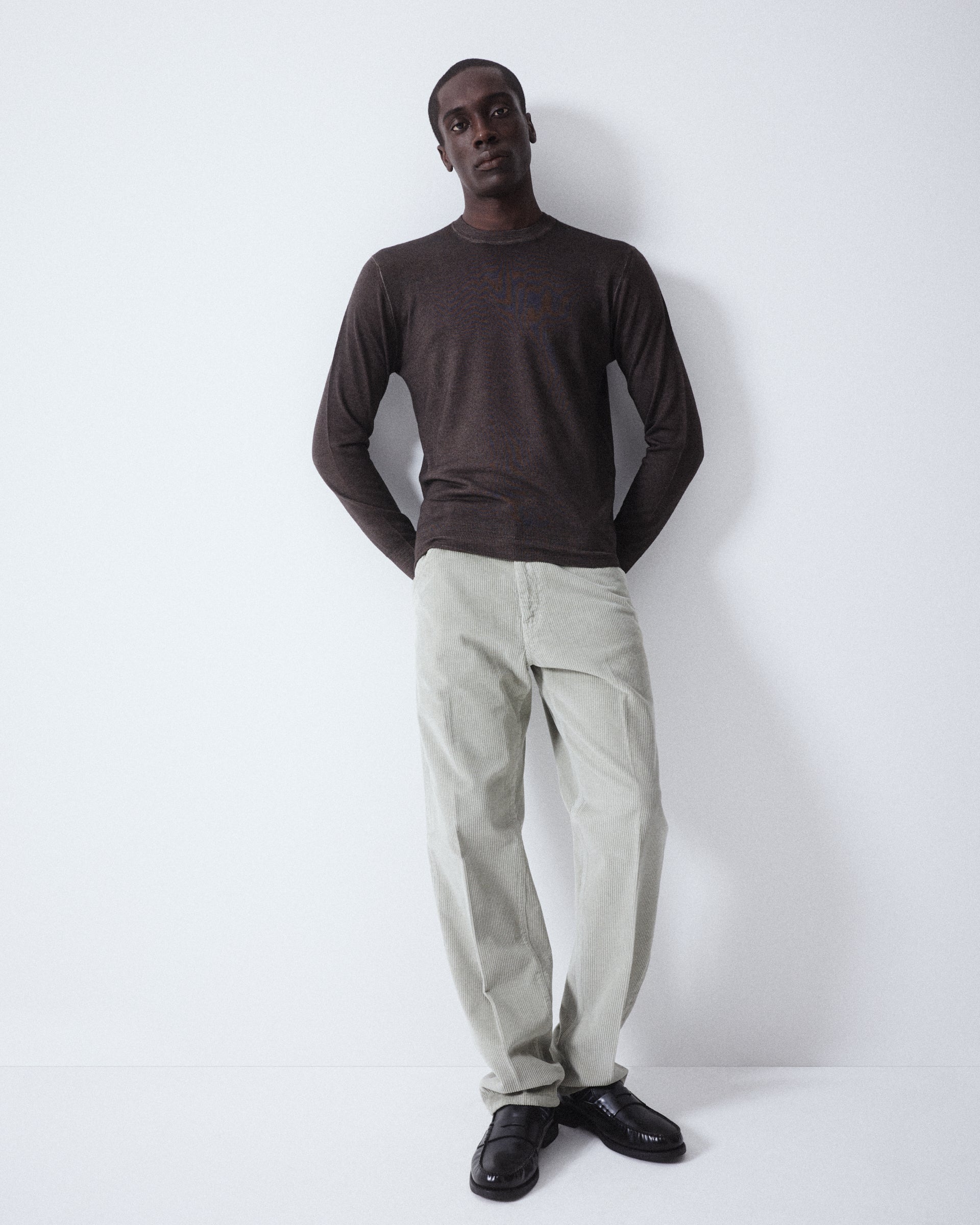 Crewneck sweater in merino wool with old-dye effect. Brown - Moro
